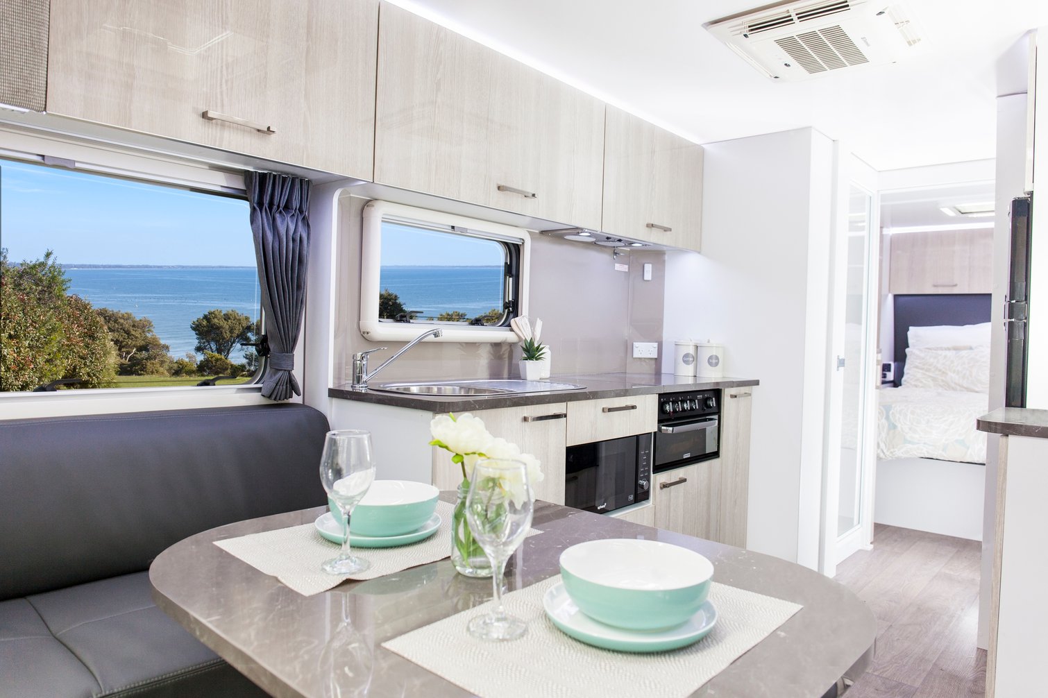 What are the different types of caravans layouts?
